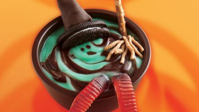 14 Spooky Pudding Cups: Halloween Kid's Party