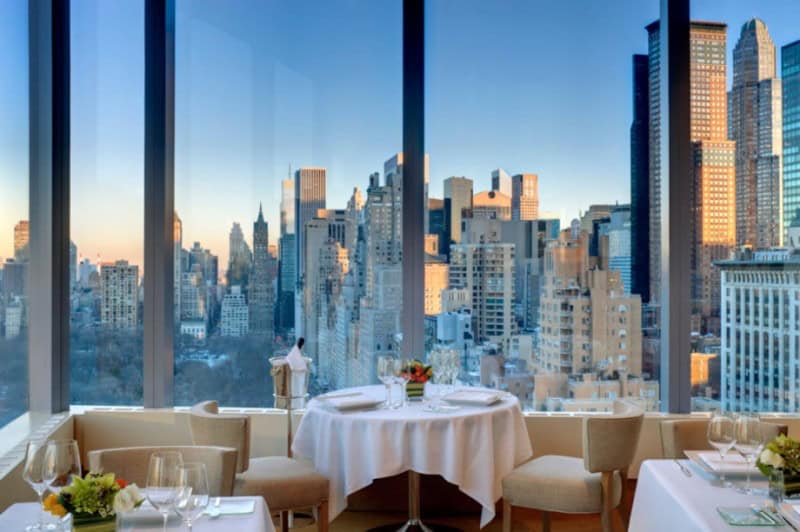 25 Restaurants Around The World With Spectacular Views
