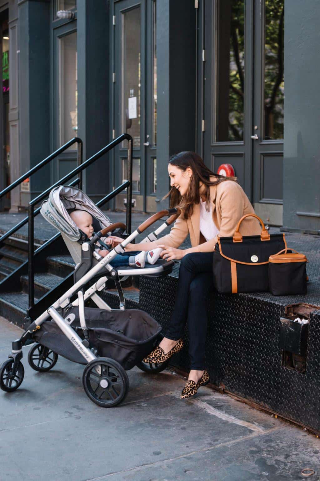 A Day in the Life of a Modern Mom with the Right Bag